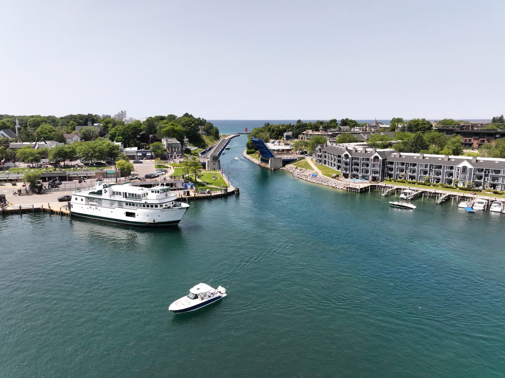 Homepage - Walstrom Marine