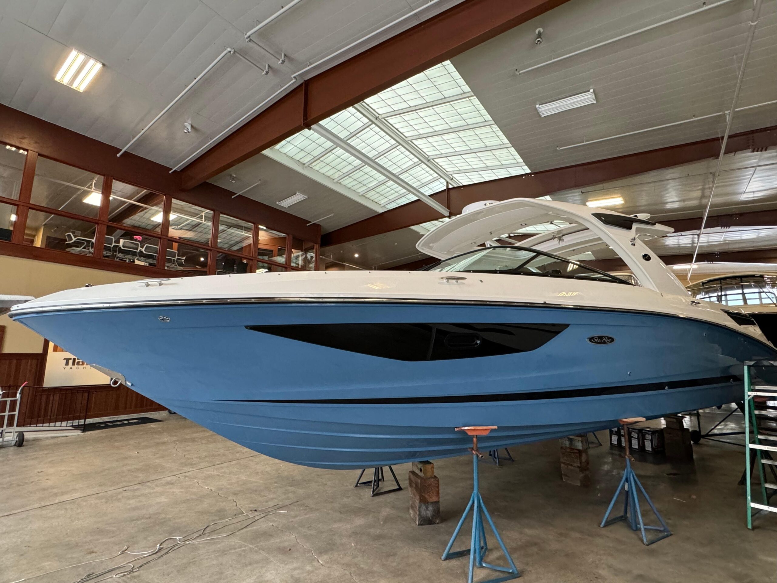 New 2025 Sea Ray SLX 350 35 ft Bowrider Yacht Boat For Sale In Harbor ...