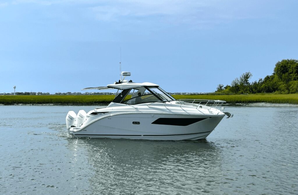 New Sea Ray Sundancer Bowrider Outboard Boats For Sale In West Michigan ...